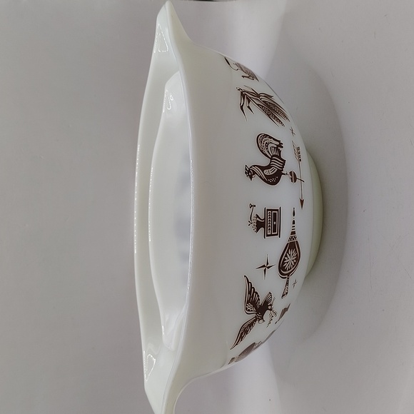 Pyrex | Kitchen | Vintage 96s Early American 441 442 Pyrex Farm Animals ...